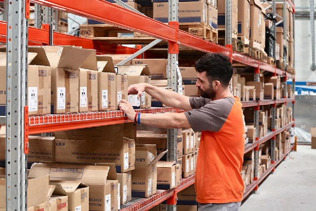 Personal de Depósito para Empresa Fabricante de Cuchillos Artesanales y ...